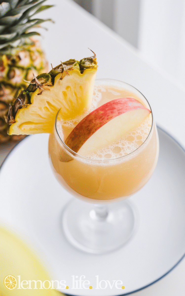 13 Best Pineapple Mocktails You Must Try for a Refreshing Twist ...